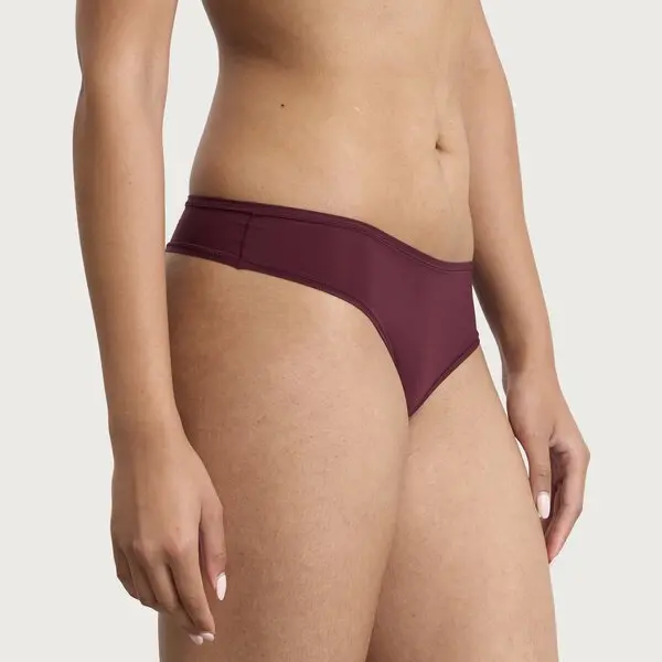 SKIMS Fits Everybody Thong
