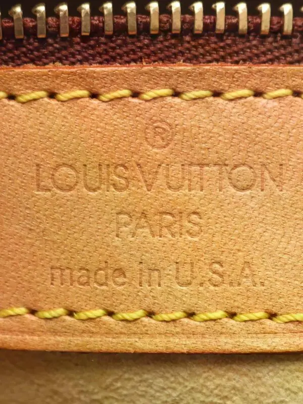 LOUIS VUITTON 2001 Monogram Looping Mm Shoulder Bag