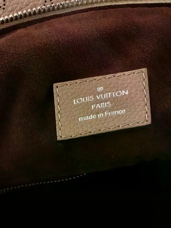 LOUIS VUITTON Babylone Handbag Mahina Leather Bb Hobo Bag