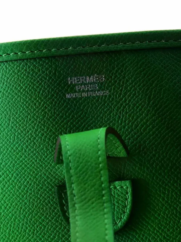 Hermès Evelyne Bag Gen Iii Epsom Pm Cross Body Bag - Green