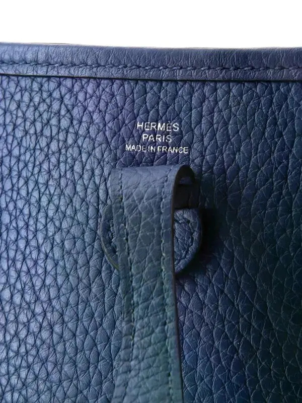 Hermès Evelyne Bag Gen Iii Clemence Tpm Cross Body Bag - Blue