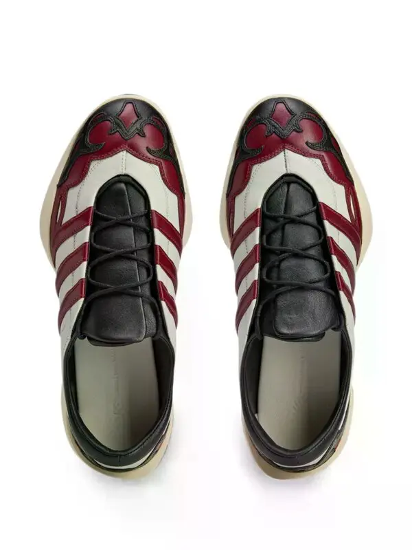 Y3 Regu 2002 Sneakers