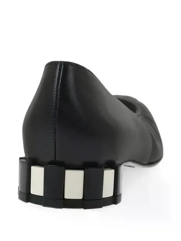 AMI Paris Pointed-toe Pleated Shoes