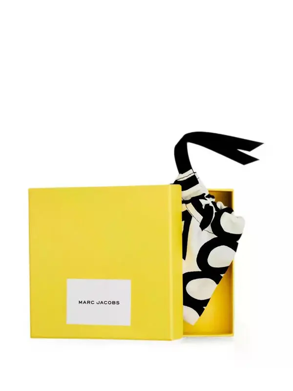 Marc Jacobs Mini Daisy Pendant Necklace