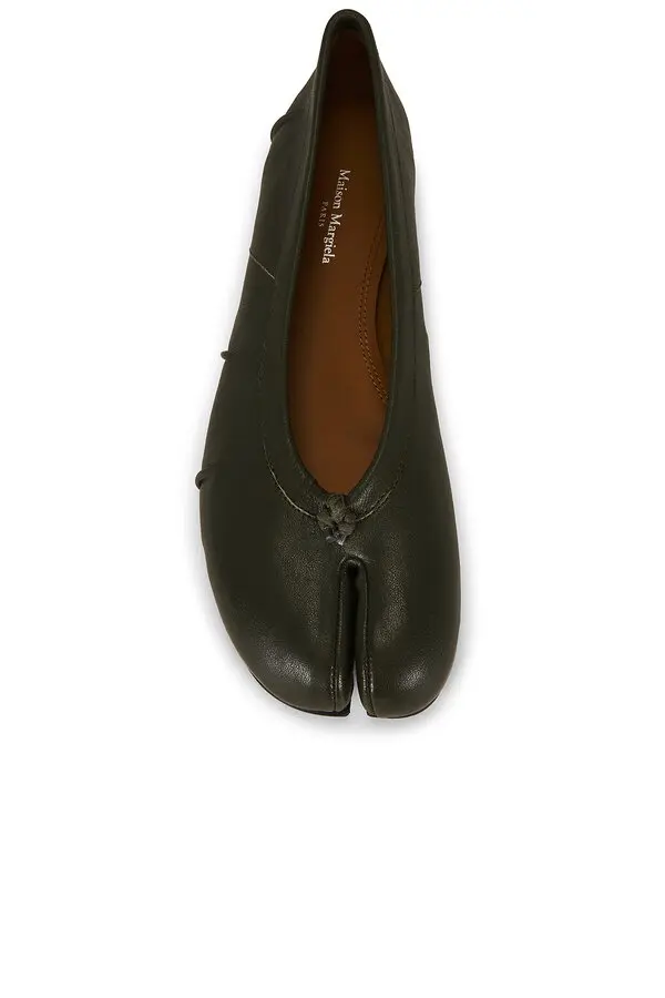 MAISON MARGIELA Tabi Ballerina Flat In Green