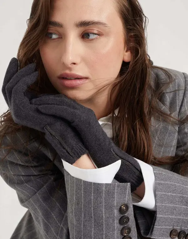Brunello Cucinelli Bead-embellished Knitted Cashmere Gloves - Black