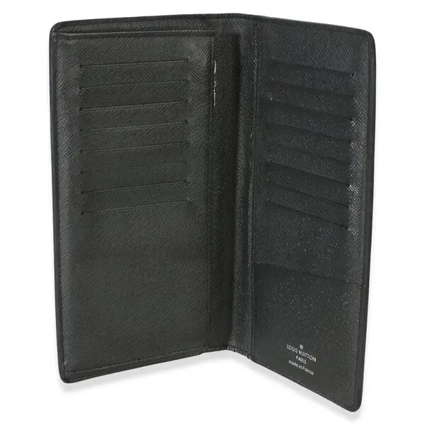 LOUIS VUITTON Taiga Brazza Wallet