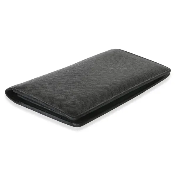 LOUIS VUITTON Taiga Brazza Wallet