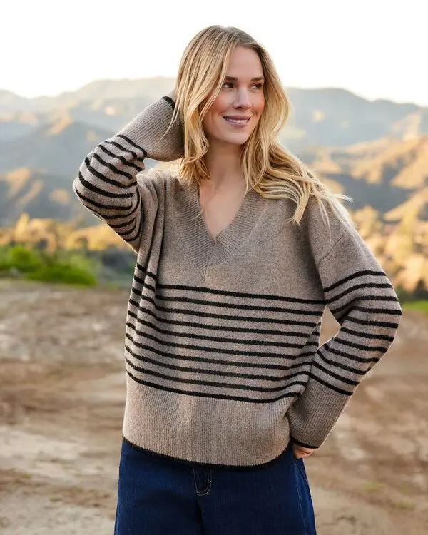 Karen Kane Printed V-neck Sweater