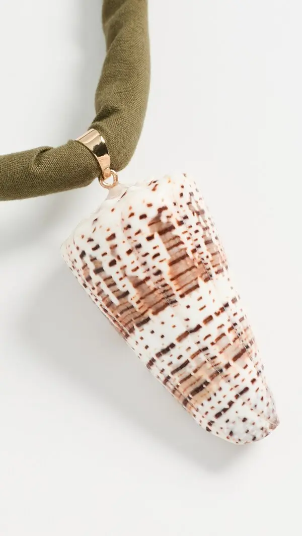 LOGAN TAY Cone Shell Necklace