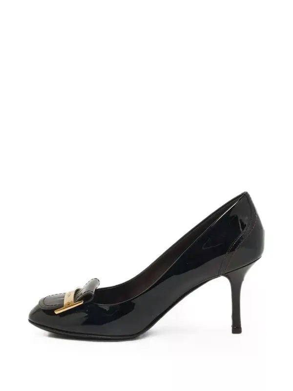 LOUIS VUITTON Round-toe Logo-plaque Pumps