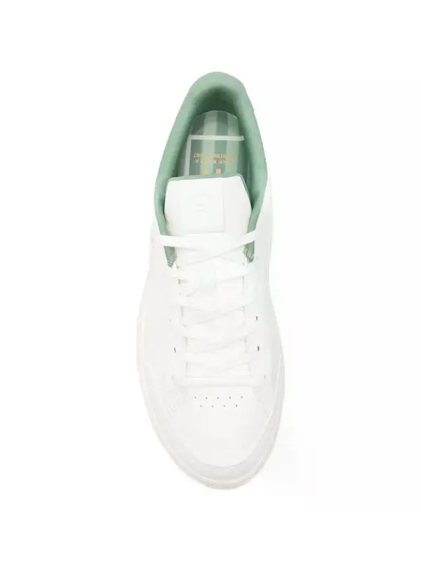 On The Roger Centre Court Sneakers