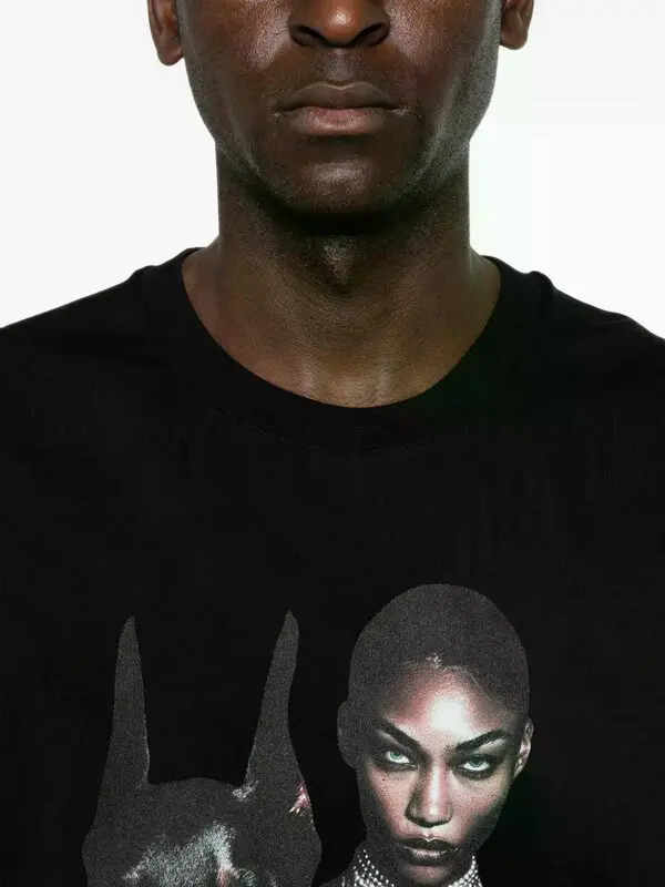IH NOM UH NIT Family Graphic-print T-shirt