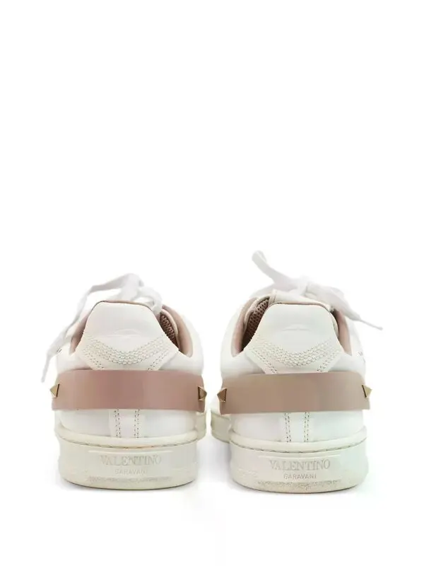 Valentino Garavani Leather Low-top Sneakers - White
