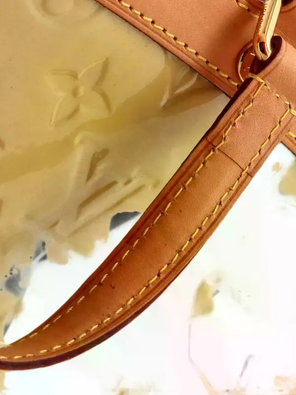 LOUIS VUITTON Brea Handbag Monogram Vernis Mm Satchel