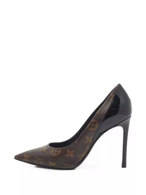 LOUIS VUITTON Chérie Monogram Heeled Pumps