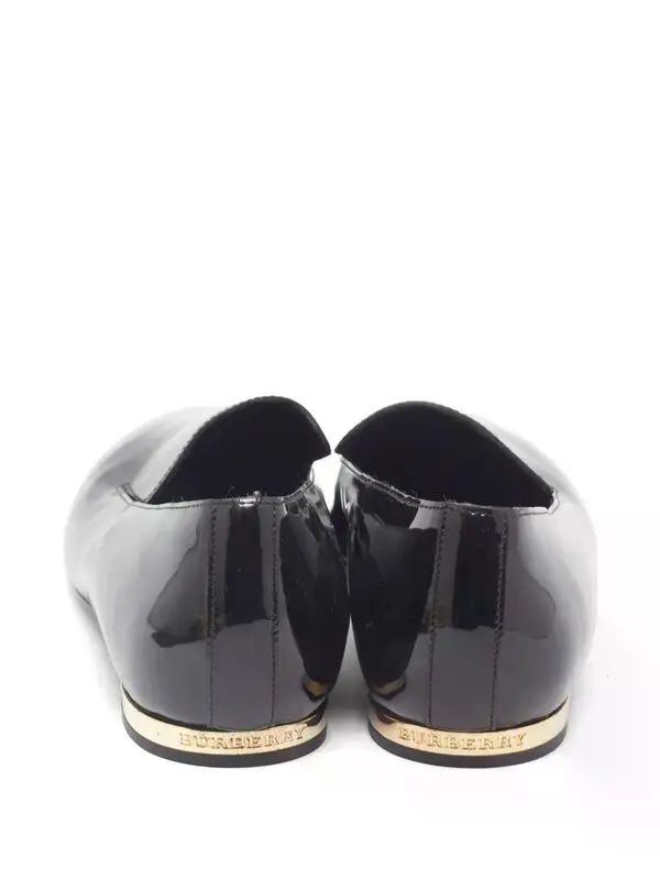 Burberry Pointed-toe Leather Loafers - Black