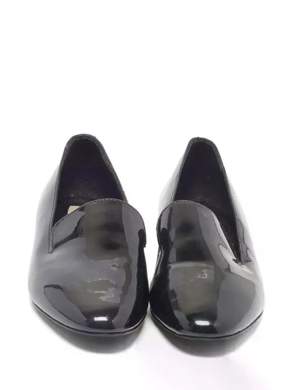 Burberry Pointed-toe Leather Loafers - Black