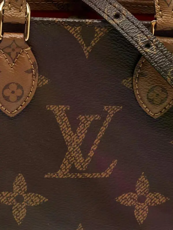 LOUIS VUITTON Monogram Giant Reverse Canvas Onthego Tote Bag