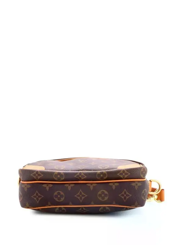 LOUIS VUITTON Monogram Canvas Messenger Bag