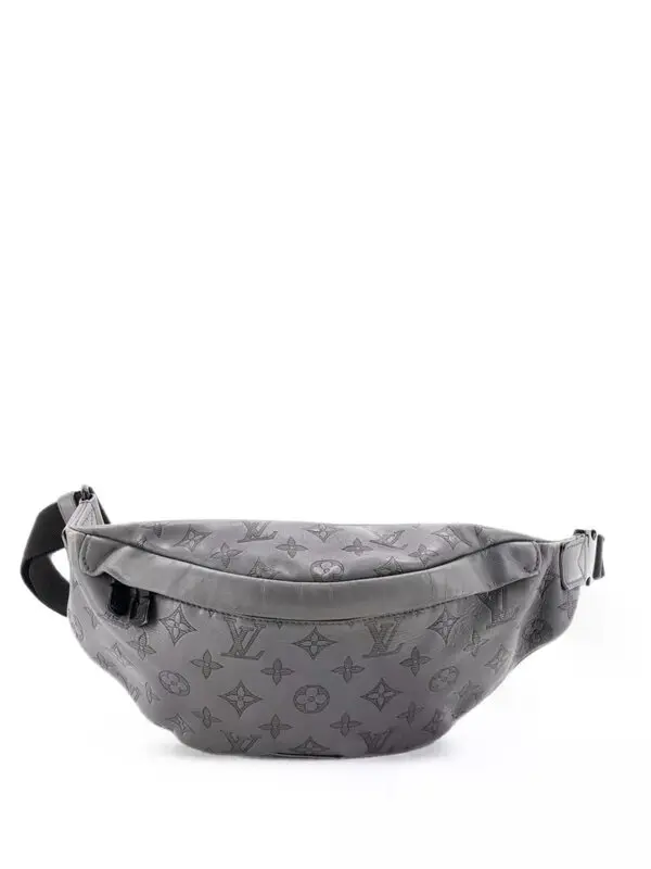 LOUIS VUITTON Discovery Bumbag Monogram Shadow Leather Pm Belt Bag - Grey