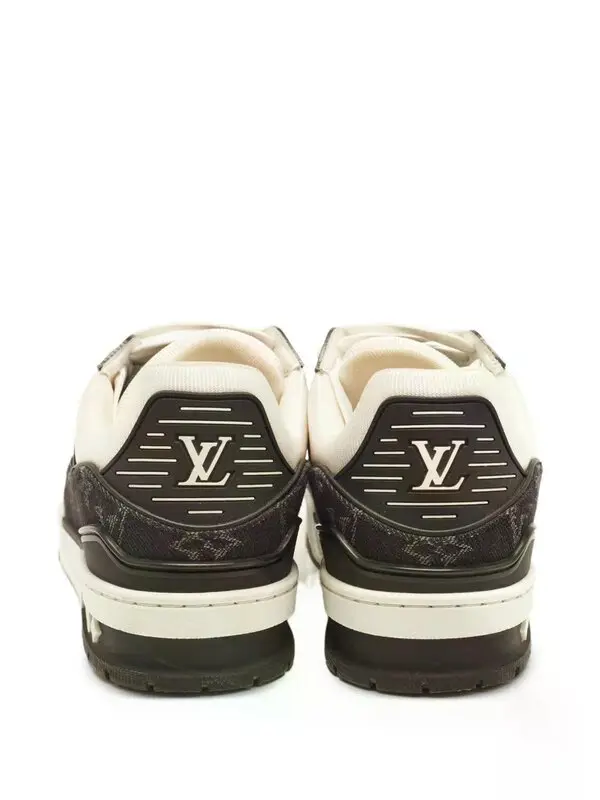 LOUIS VUITTON Monogram Trainer Sneakers