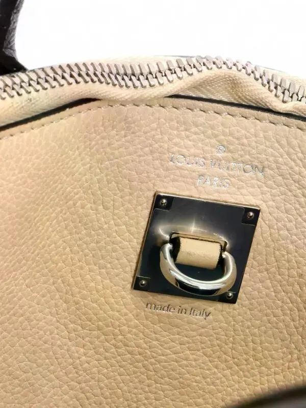 LOUIS VUITTON City Steamer Handbag Leather Mm Tote Bag