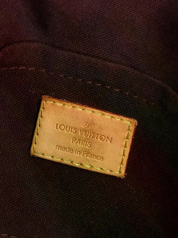 LOUIS VUITTON Monogram Canvas Favorite Cross Body Bag