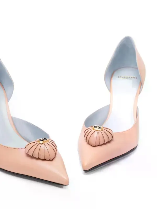 Valentino Garavani Cœur Royal Vlogo Signature Pumps - Neutrals