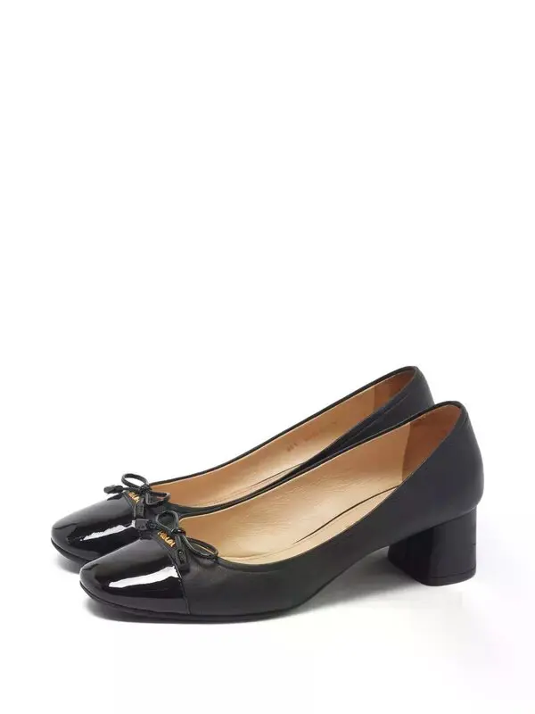 Prada Leather Heeled Pumps - Black