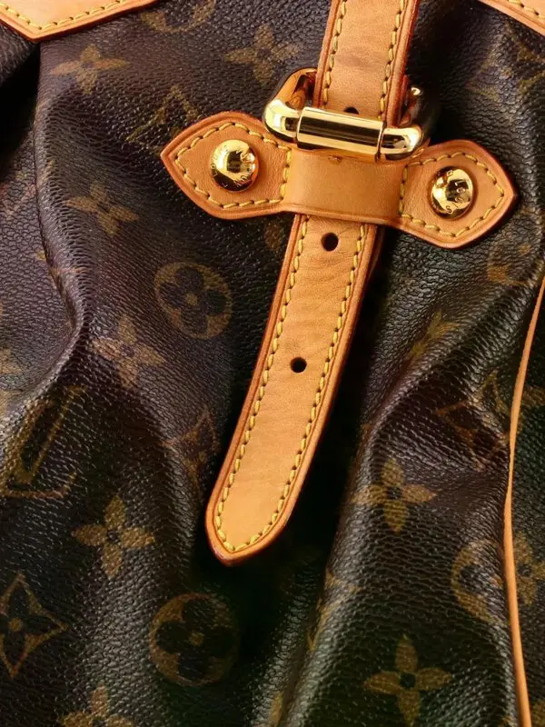 LOUIS VUITTON Monogram Canvas Tivoli Gm Satchel