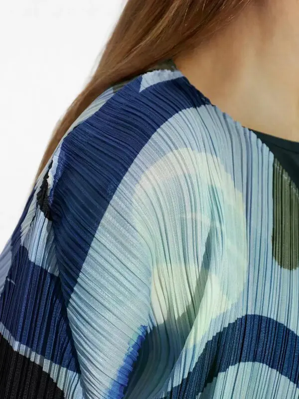 Issey Miyake Abstract-print Pleated Cardigan