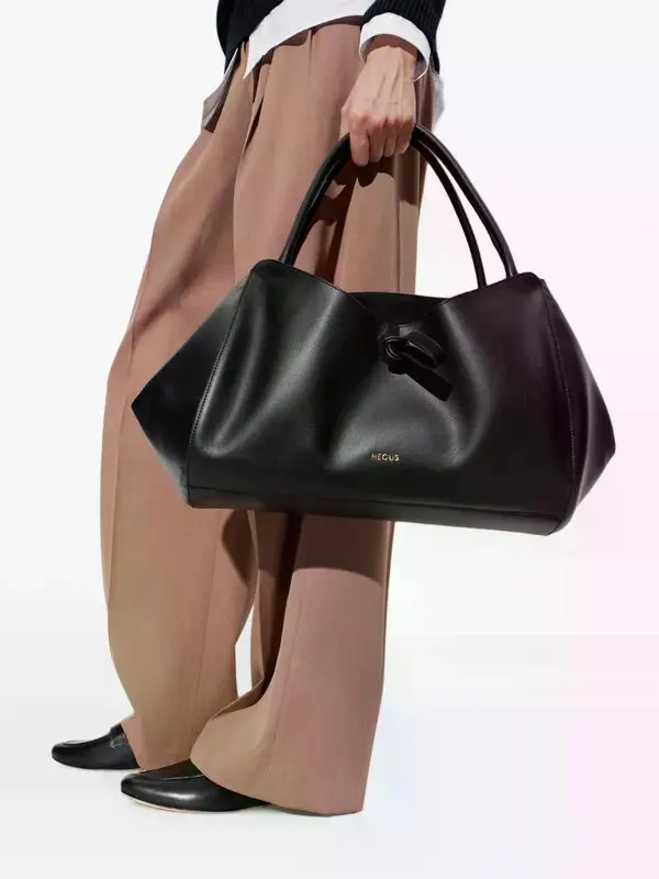 NEOUS Sagitta Leather Tote Bag