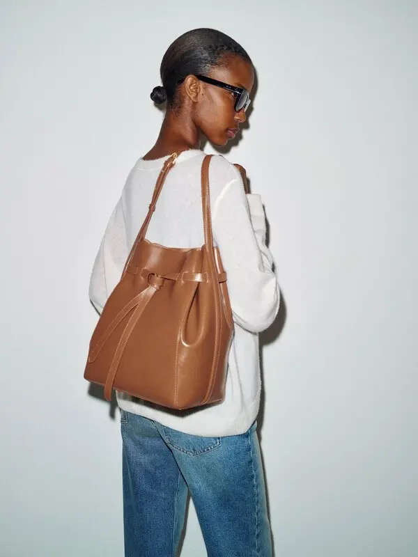 REFORMATION Beatrice Bucket Tote