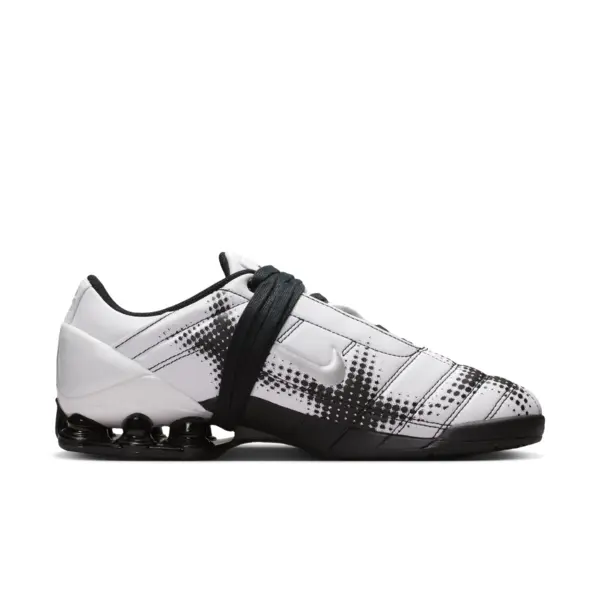 Nike Total90 Shox Magia Sneakers