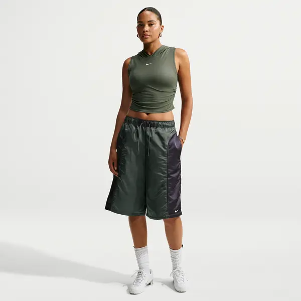 Nike Sportswear Loose Mid-rise Woven Shorts - Green
