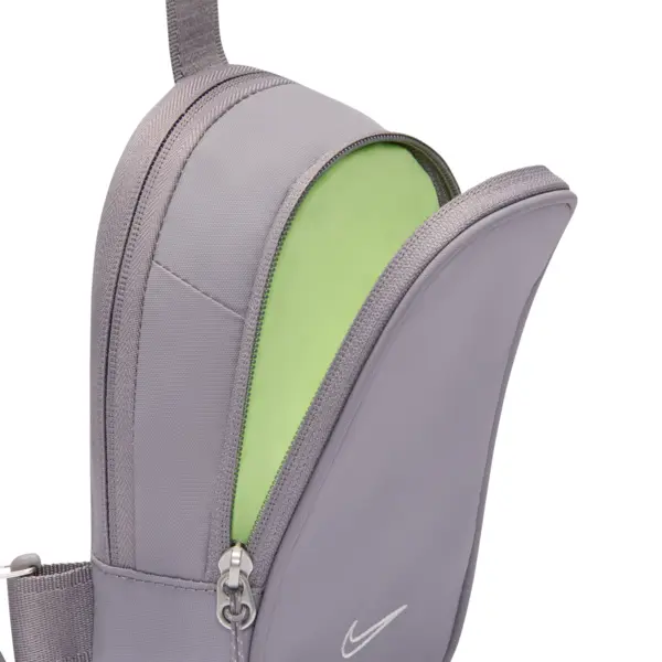 Nike Commute Crossbody Bag