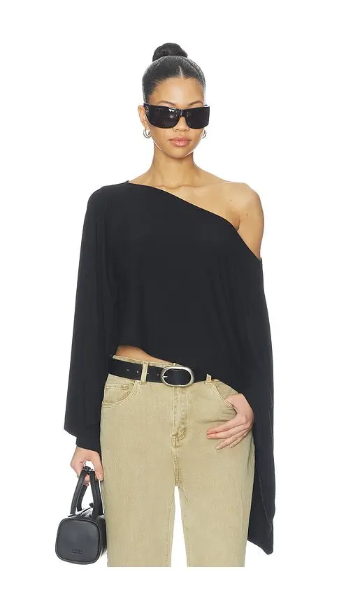Superdown Villie Off Shoulder Top