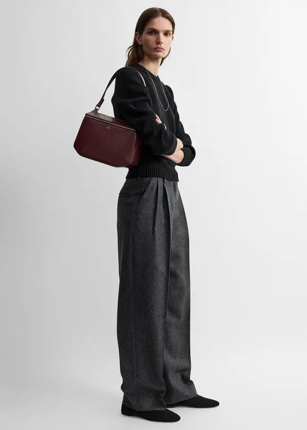 TOTEME Clip Palmellato Patent Shoulder Bag - Cherry