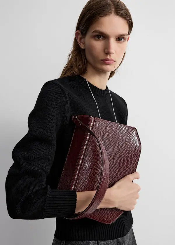 TOTEME Clip Palmellato Patent Shoulder Bag - Cherry