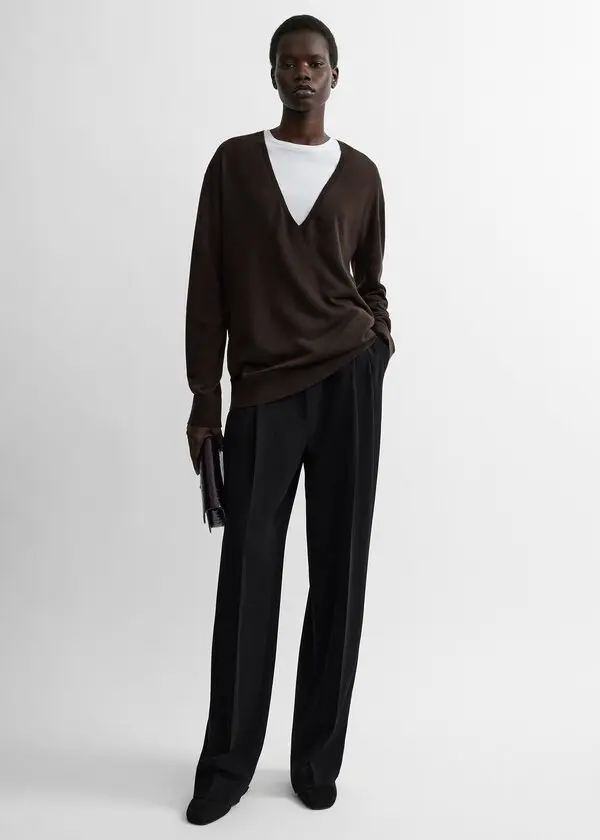 TOTEME Fine V-neck Knit - Fondante
