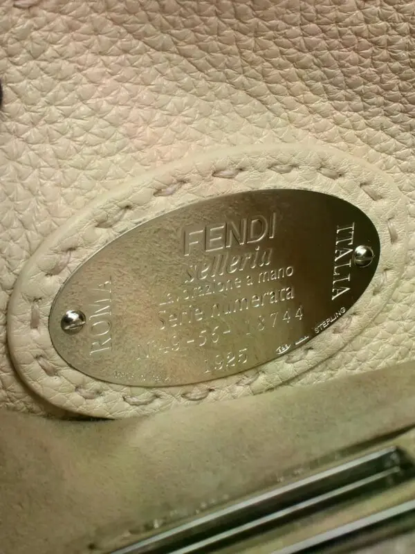 Fendi 2000-2010 Medium Leather Selleria Peekaboo Iconic Satchel