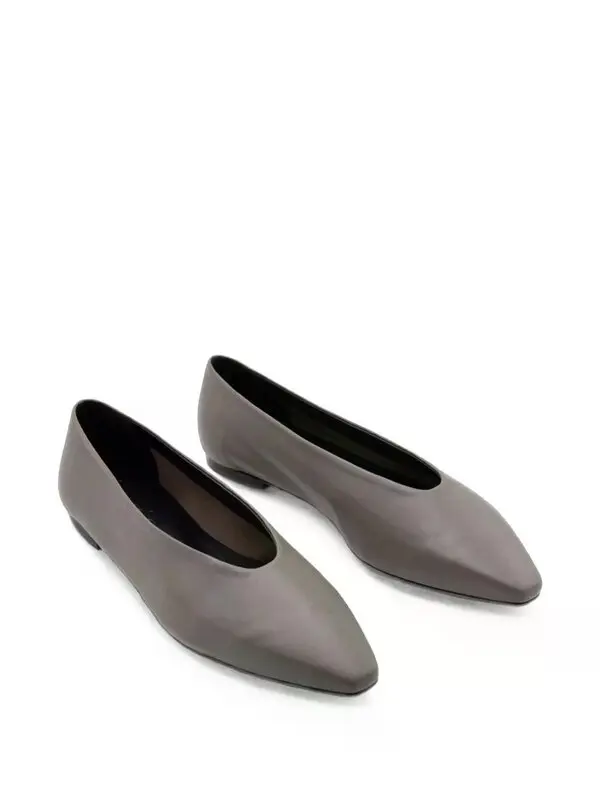 AeydĒ Betty Leather Ballet Flats - Grey