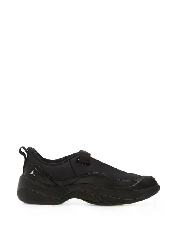 JORDAN Pointe Sneakers