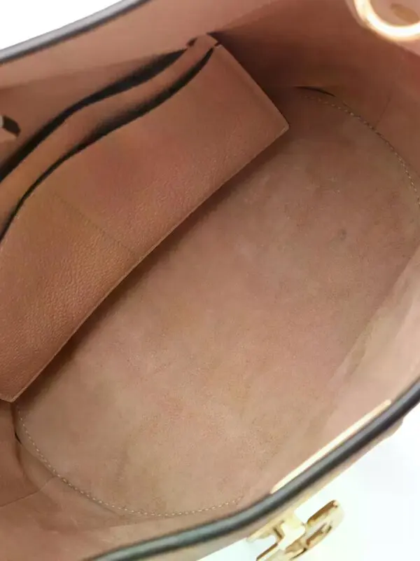 FERRAGAMO 2018-2026 Leather Gancini Bucket Bag Shoulder Bag