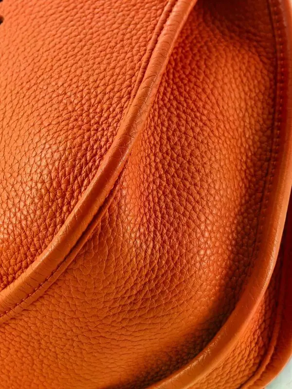 Hermès Evelyne Bag Gen Iii Clemence Pm Cross Body Bag - Orange