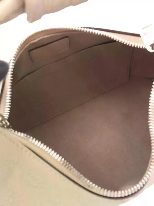 LOUIS VUITTON Monogram Mahina Why Not Pm Satchel - Neutrals