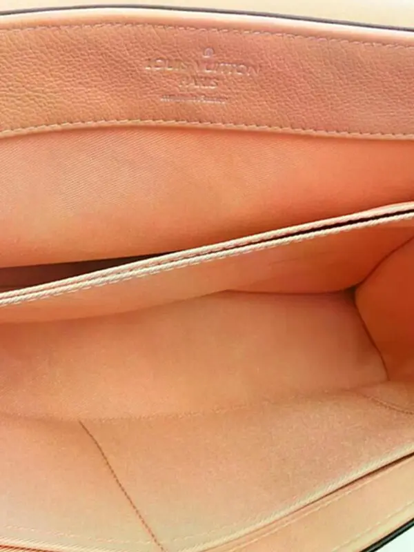 LOUIS VUITTON Tricolor Leather Lockme Ii Satchel - Pink
