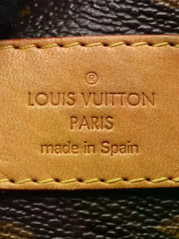 LOUIS VUITTON Monogram Sully Mm Hobo Bag