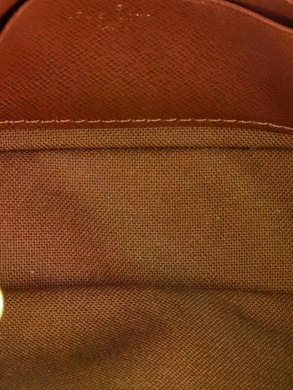 LOUIS VUITTON Ivy Wallet On Chain Monogram Canvas Shoulder Bag